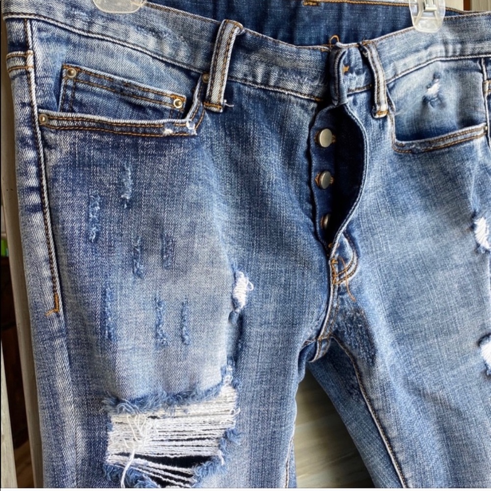 Mnml Button Fly Ankle Zipper Hem Destroyed Jeans - Gem